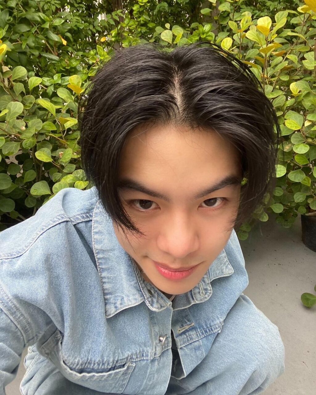 มาร์ค กฤษณ์ หนุ่มหน้าตาดี มีเสน่ห์ ด้านเสียงร้อง