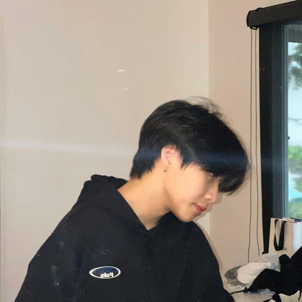 จั๋ง ธีร์ หนุ่มหน้าตี๋ สไตล์น่ารัก มากความสามารถจนเป็นที่ยอมรับ