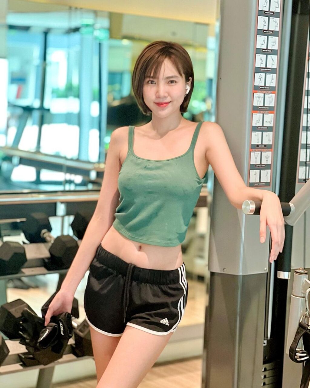 Dj Anna สาวสวยผมสั้นสุดโฉบเชียว จากรายการ ก็มาดิคร้าบ